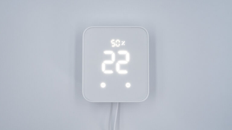 SwitchBot ハブ2をレビュー｜HomeKit・Matter対応の4-in-1スマートリモコン - USEFUL TIME