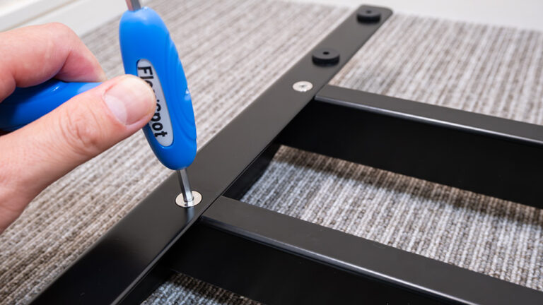 FlexiSpot E7Hをレビュー｜もうケーブルマネージメントで悩まない安定感抜群な電動昇降デスク - USEFUL TIME